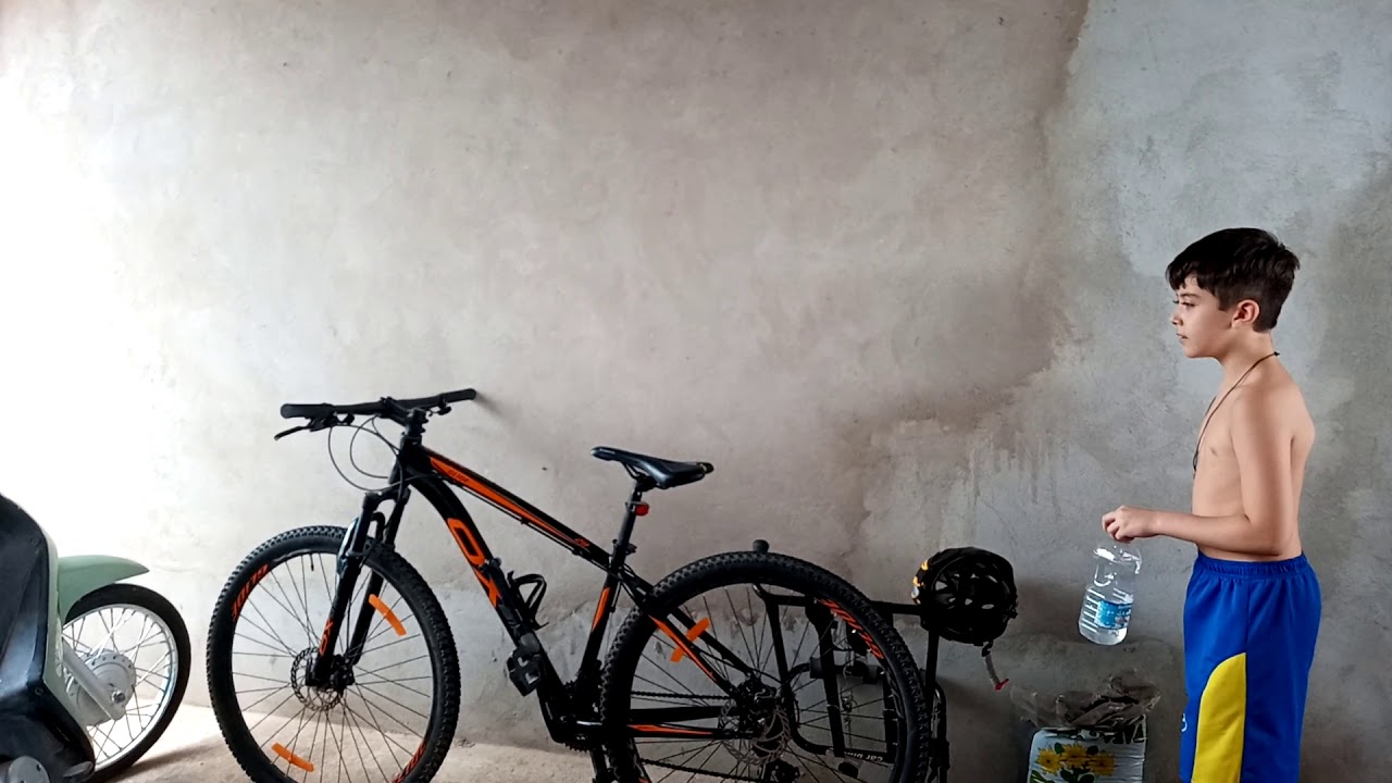 Desafio da garrafa - YouTube