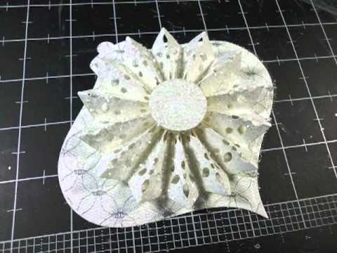 Spellbinders Classic Ric Rac Edgeabilities - YouTube