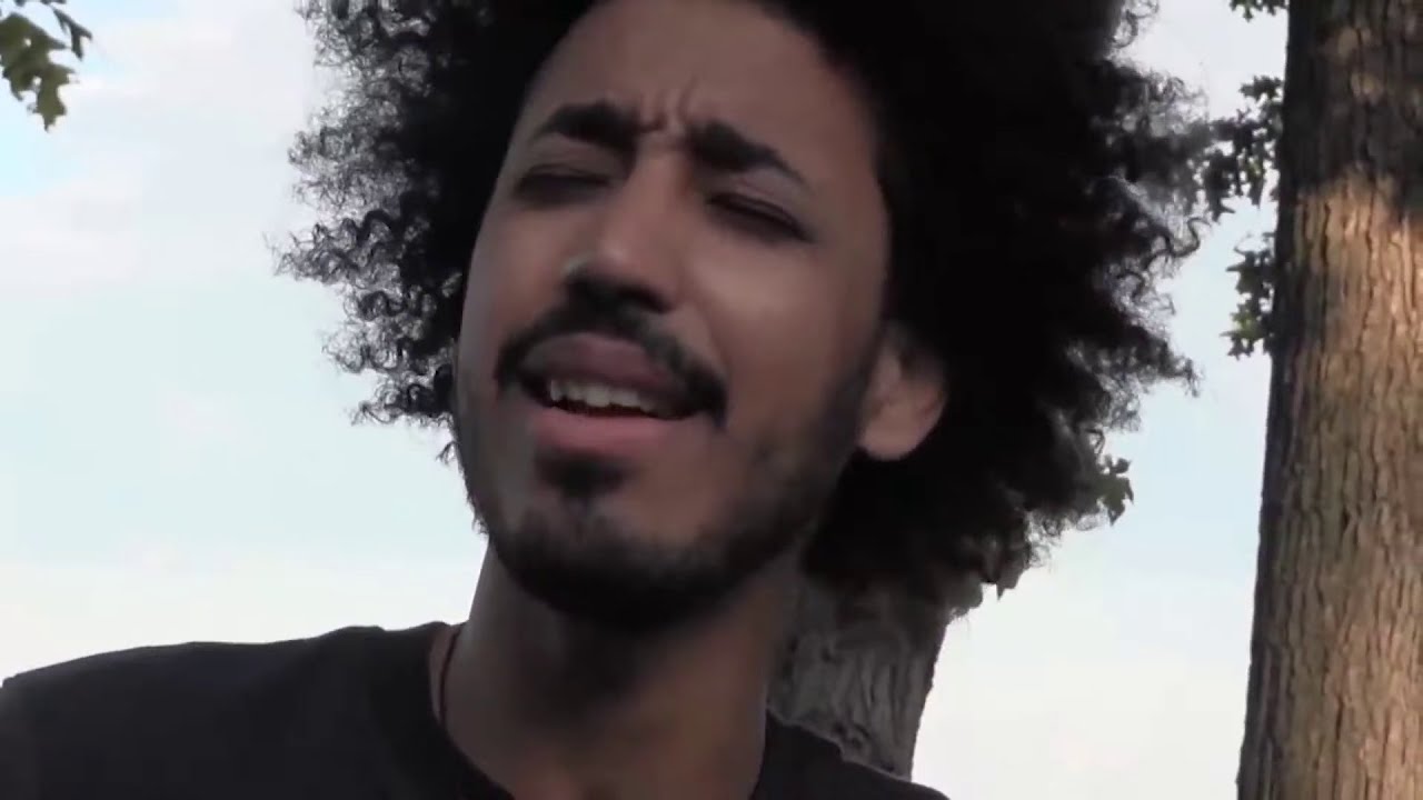 Samir LanGus - Gnawa Healing Trance music from Agadir, Morocco - YouTube