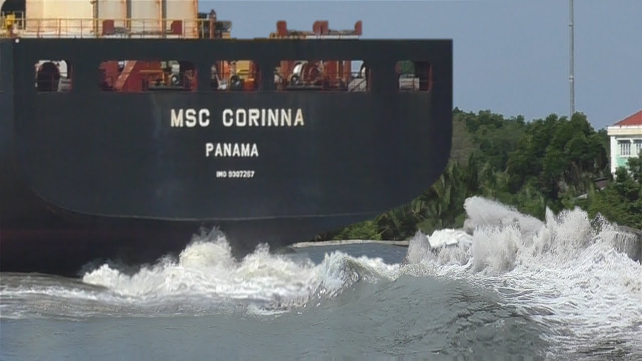 HARD TURN - Giant MSC Ship Rocks the River Bend #shipspotting - YouTube