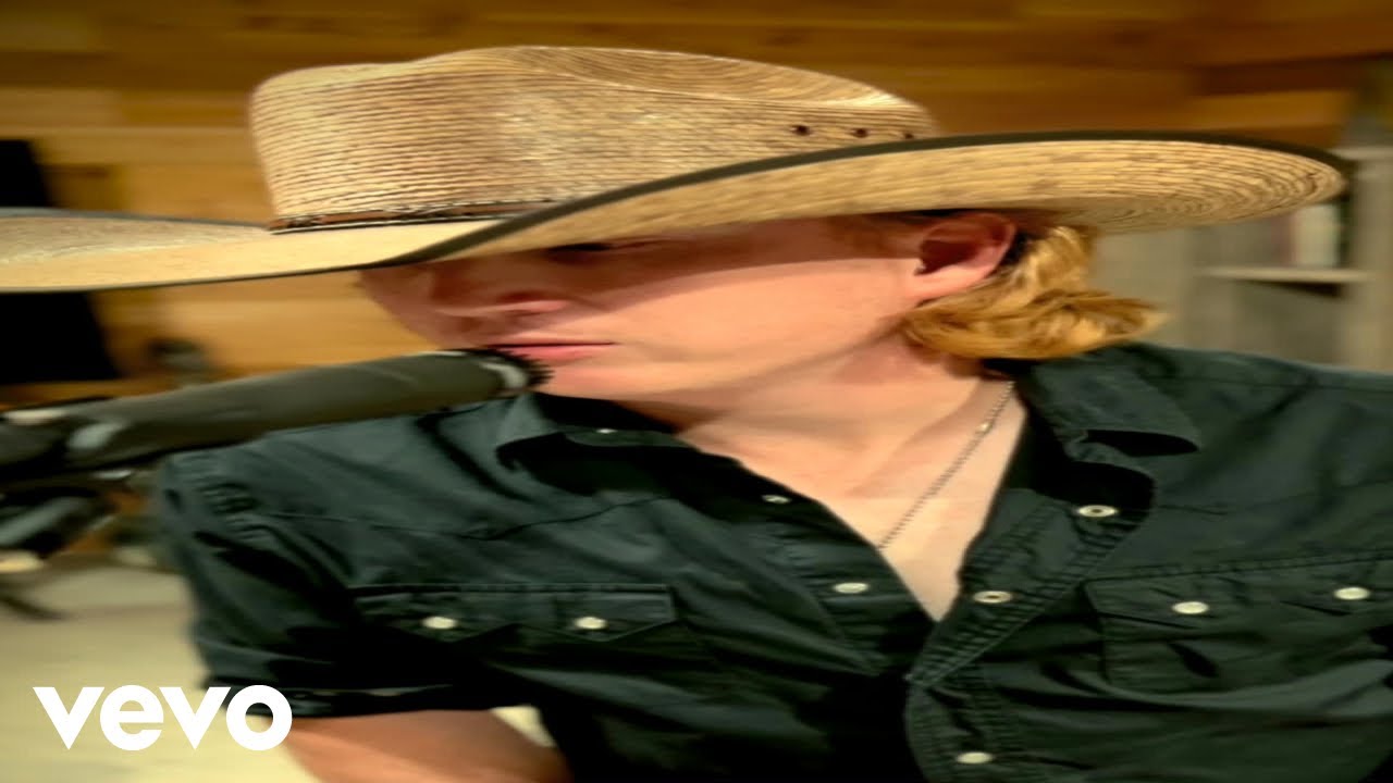 James Travis Dawes - THAT DON'T SOUND AMERICAN TO ME - YouTube