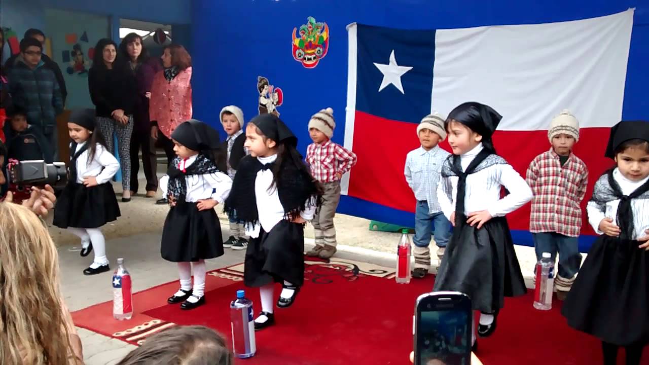 Alen bailando el costillar - YouTube