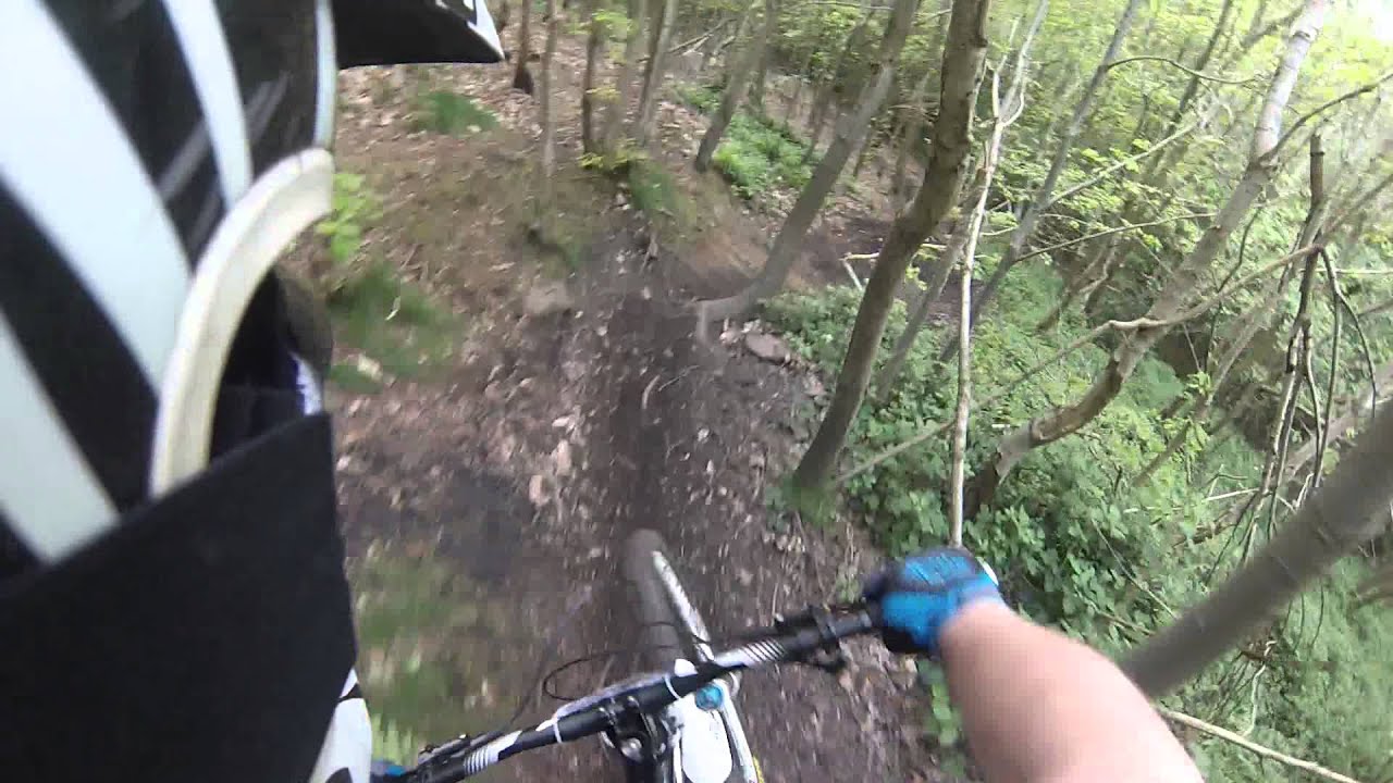 Urban X mini DH race. Varsity track. Wharncliffe - YouTube