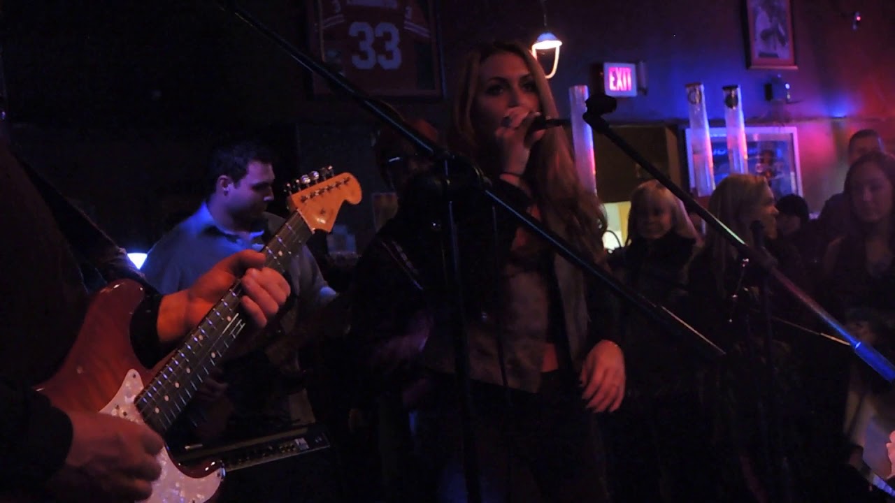 Casey Edelstein "No Diggity" ( Chauncey Hannibal/ Teddy Riley ) - YouTube