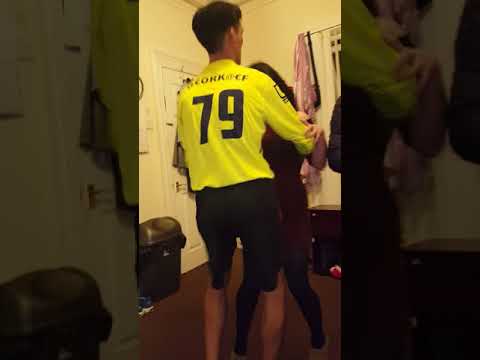 Geo & Agnieszka KURZAWA Dansul zilei România vs Polonia în Anglia la Crewe {Sâm 30 Dec 2017} .
