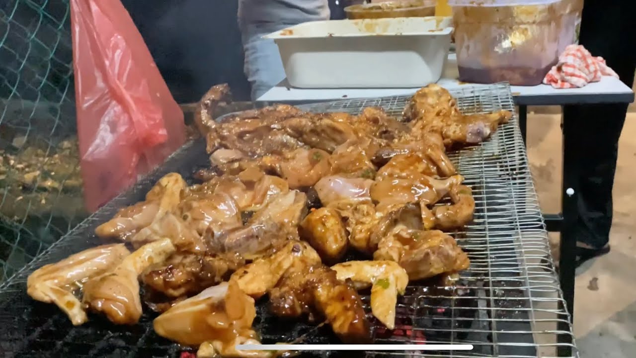 TERBONGKAR PERAPAN AYAM BBQ TERBAIK . Terciduk minum air kelapa pelik 🤣 ...