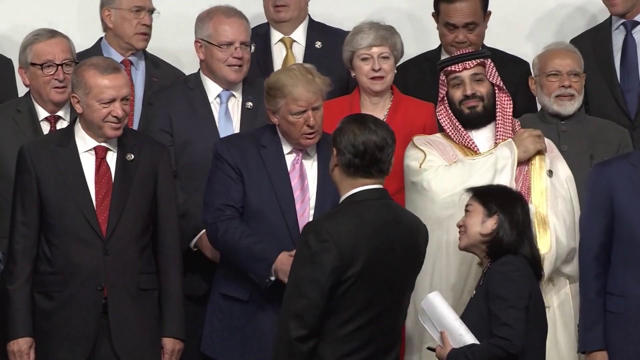 G20 Osaka: Family photo of G20 leaders (28th June 2019) - YouTube