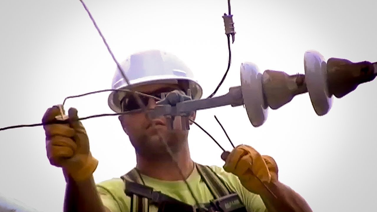 New technology helps make electrical emergencies safer - YouTube