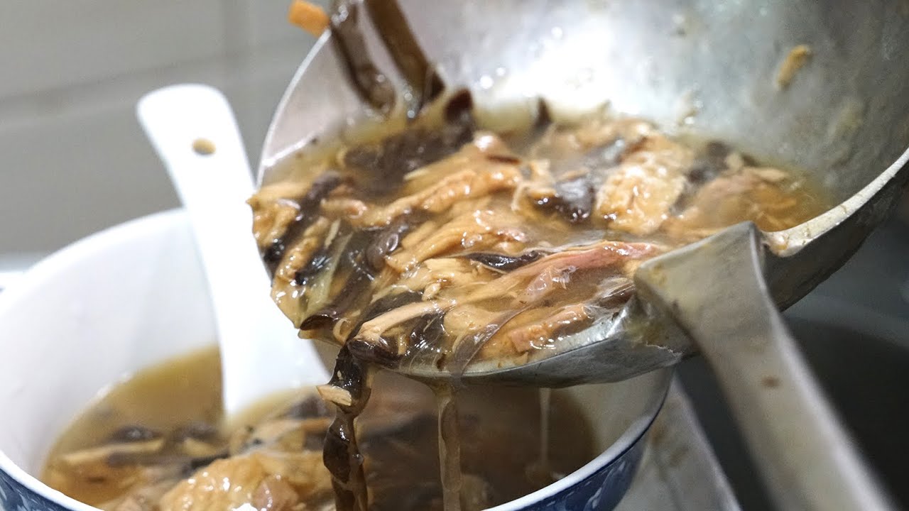【4K】Snake thick soup in Chinese snake restaurant - Hong Kong street ...