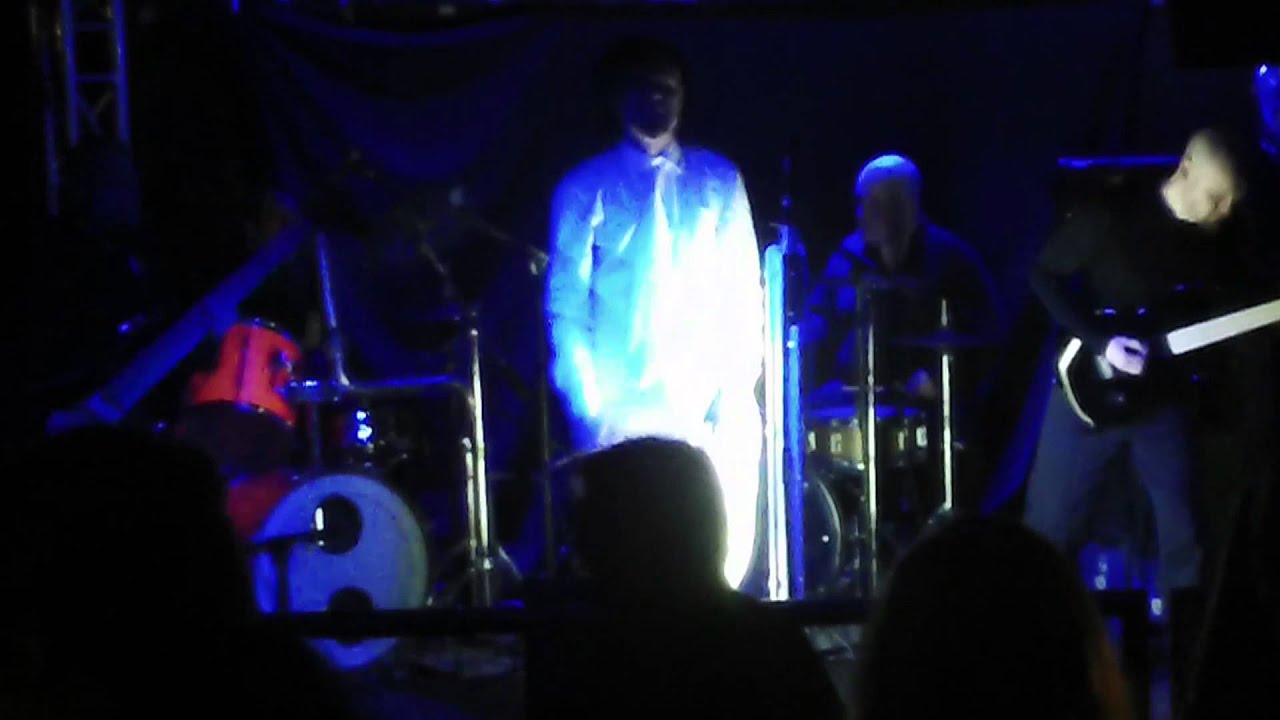 The Insult That Made A Man Out Of Mac: Insecticide II (live 2013) - YouTube
