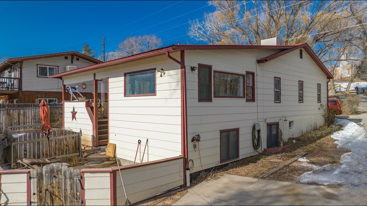 SOLD 915 E 7th St, Rifle - YouTube