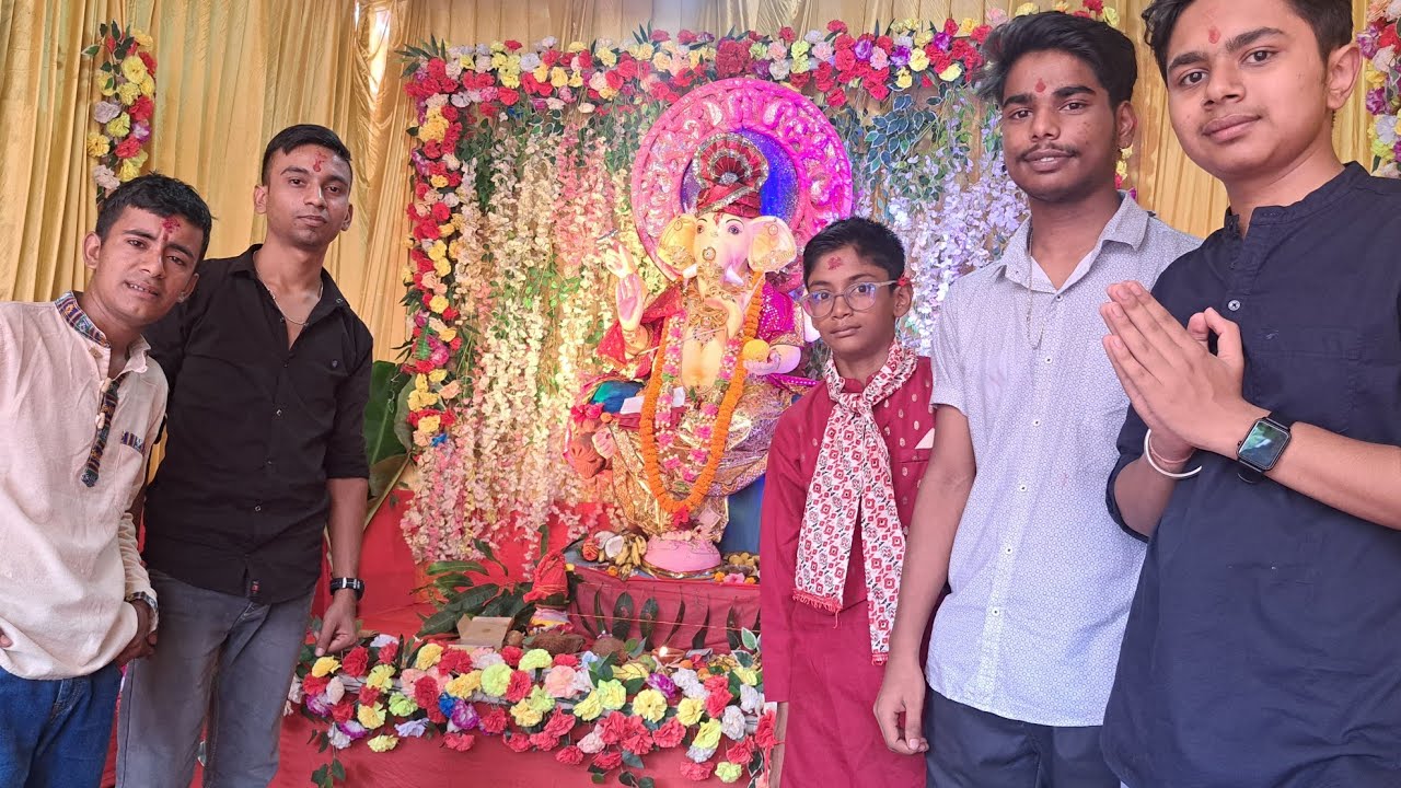last day of Ganesh puja Khichdi Vitran org panighatta merchant ...