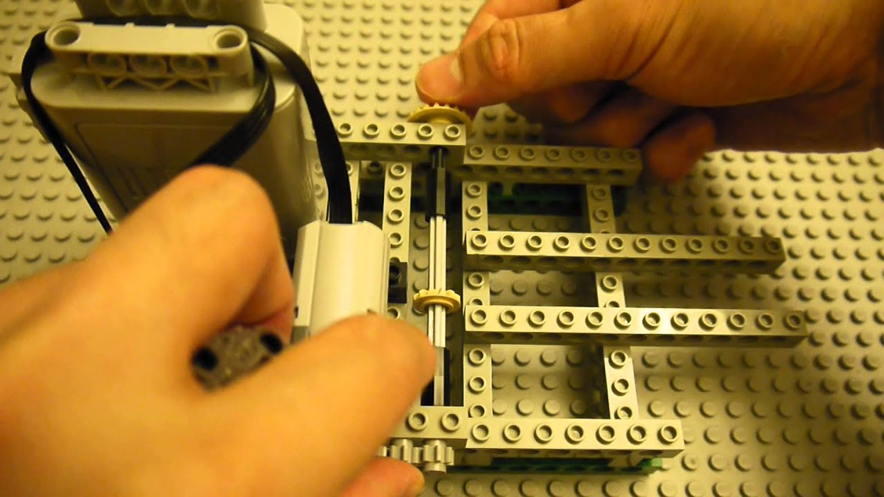 樂高四缸引擎運作 Lego V4 Engine running - YouTube