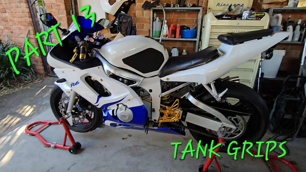 Part 13: 2000 Yamaha R6 Fuel tank polish and tank grip installation ...
