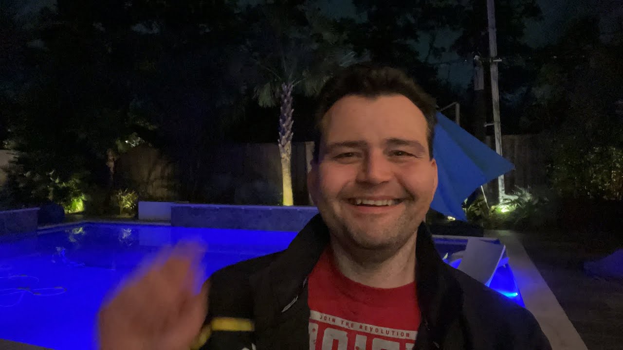 Angelo Live - YouTube