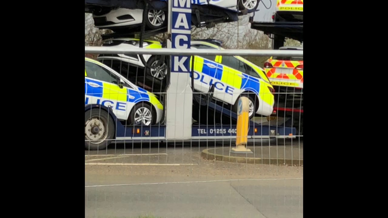 Police Car Delivery - YouTube