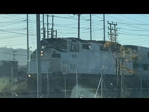 5-7-24 Railfanning Sun valley ft SCAX 868 - YouTube