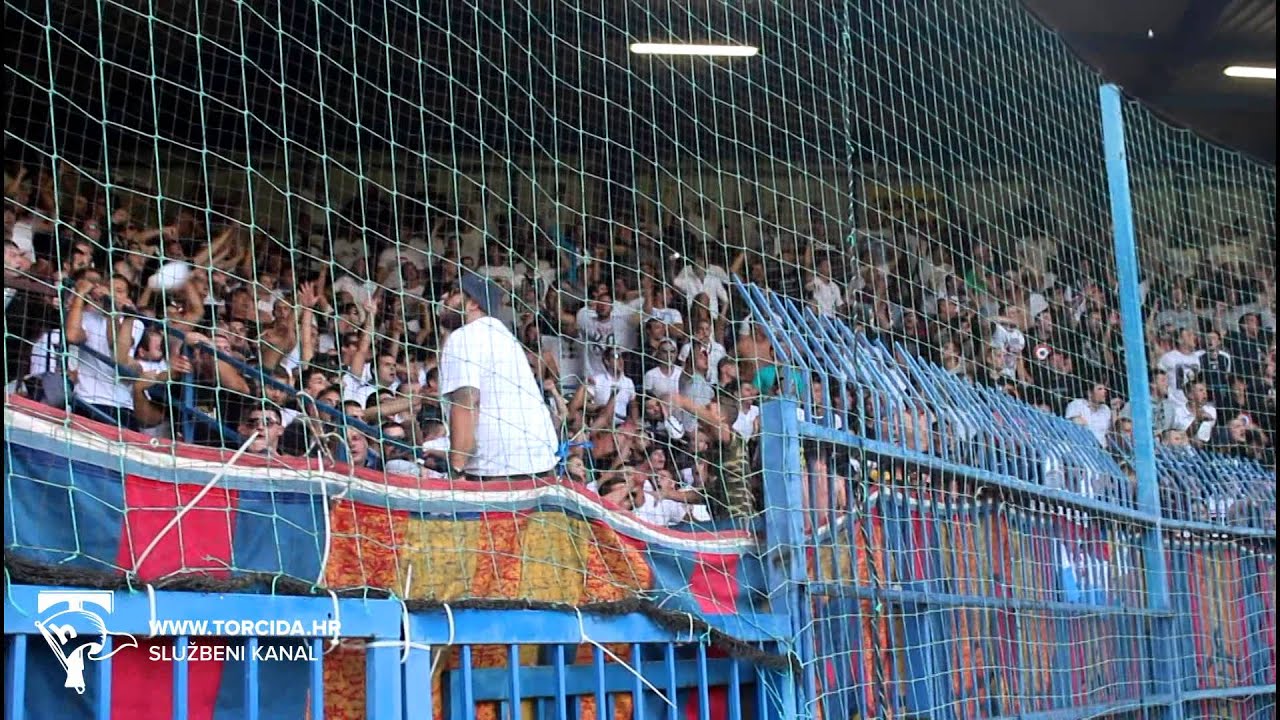 Torcida Split / Slovan Liberec - Hajduk Split 1:0 (Playoff UEFA ...