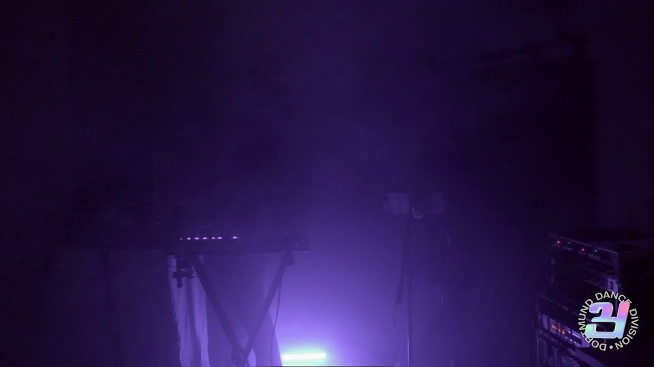 ISLA OLA Live/Online (Cold Wave/Dark Wave) - YouTube