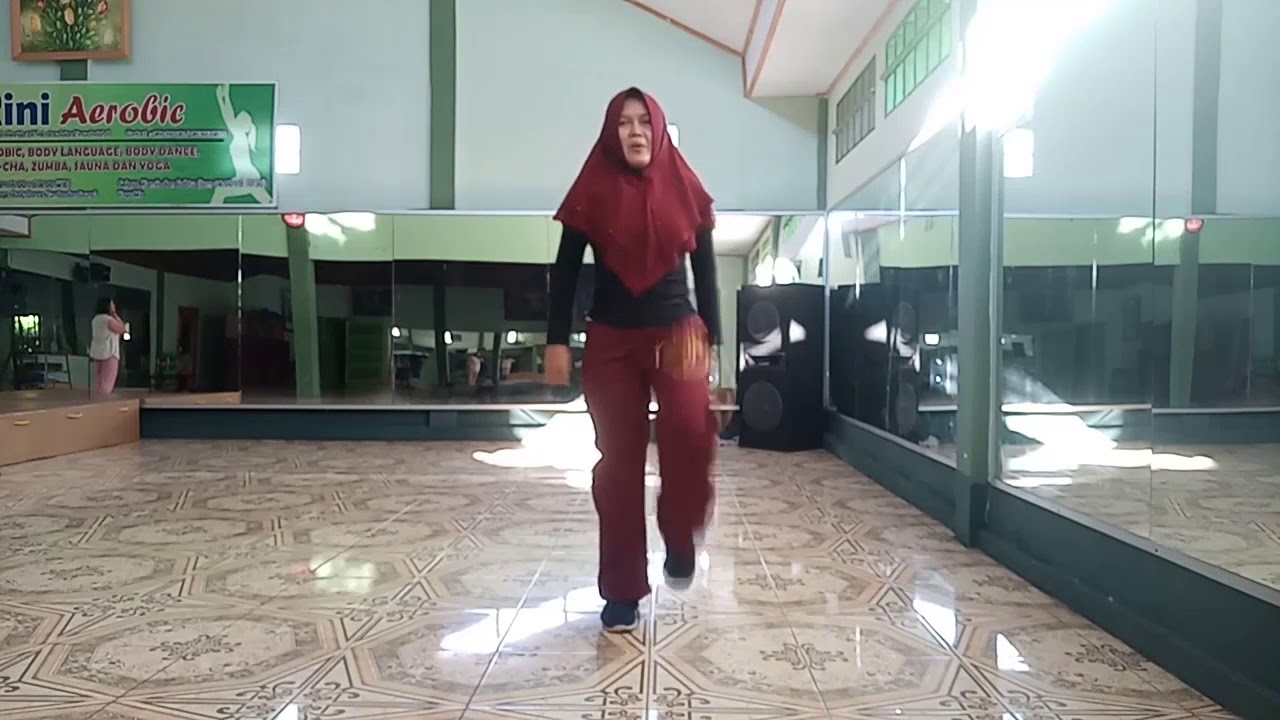 Senam Aerobic dan Body Language untuk Pemula|| Rini Aerobic - Stay Home ...