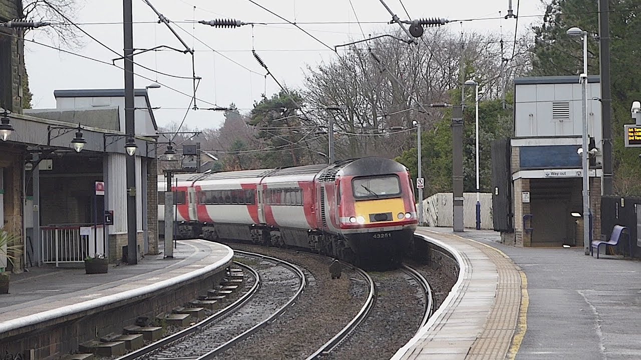 LNER HST passes Morpeth (28/11/18) - YouTube