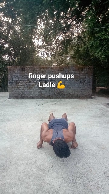 fitness finger pushups #fitness #motivation #workout #public # ...