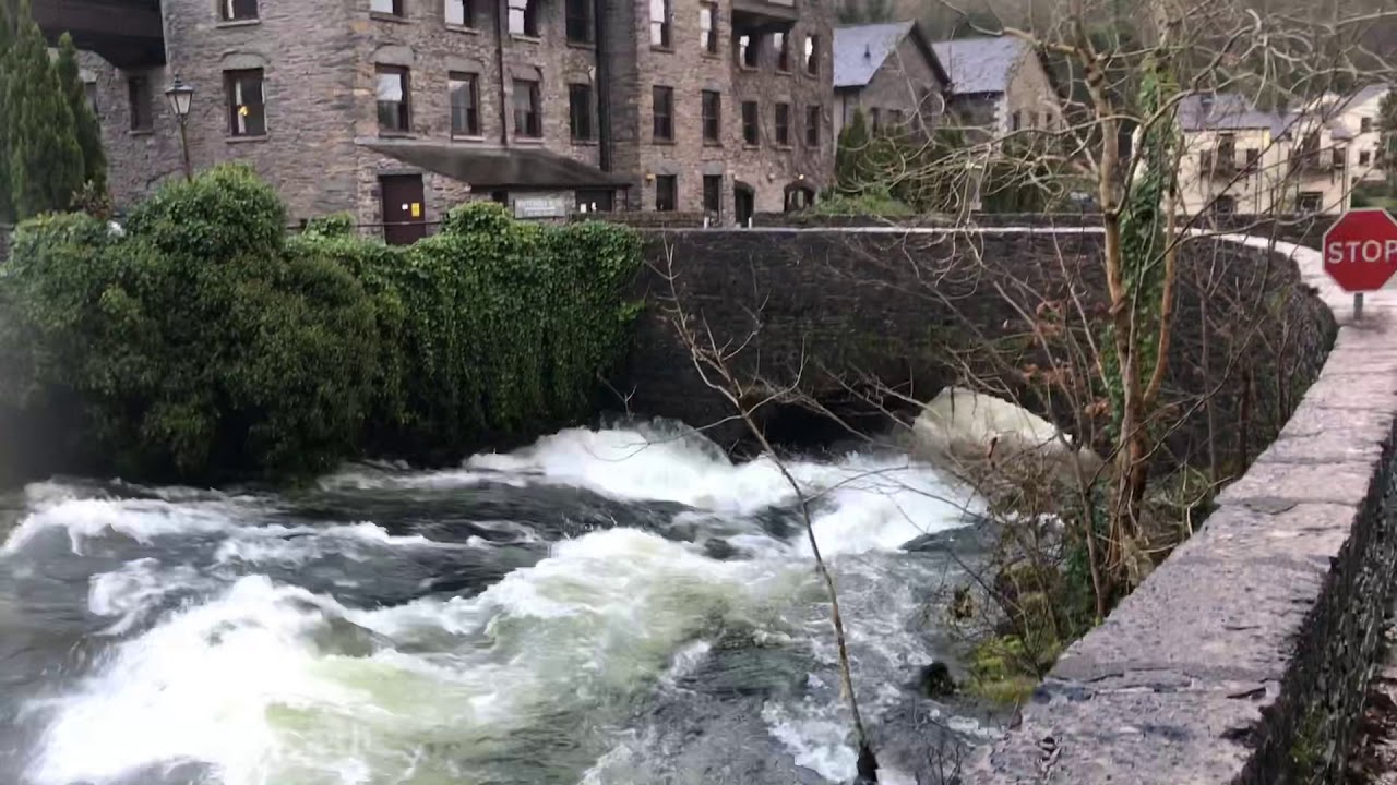 The whitewater hotel in the Lake District 13/12/19 - YouTube