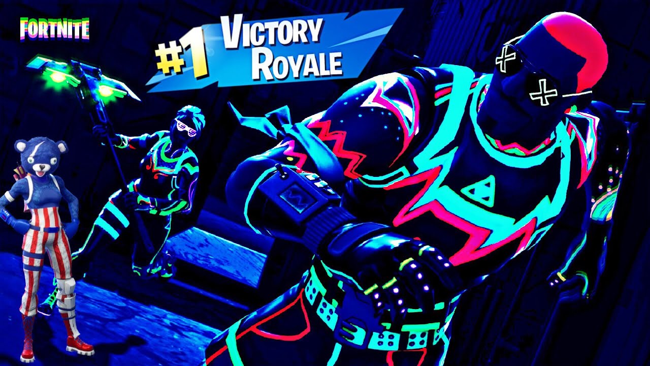 *Le lance roquette téléguidée* et de retour duo avec The Tokse - YouTube