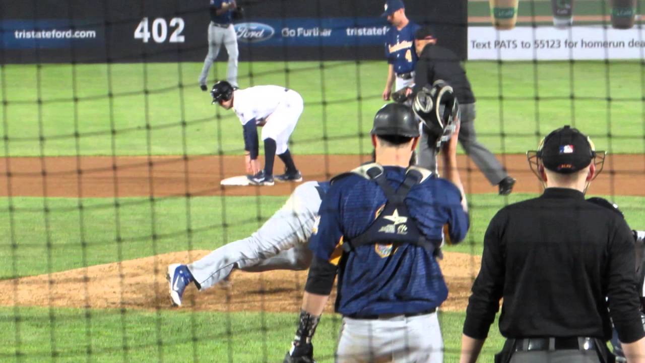 4/27/2016: Daniel Carela vs. Darwin Perez (IBB, Scott Kelly SB) - YouTube