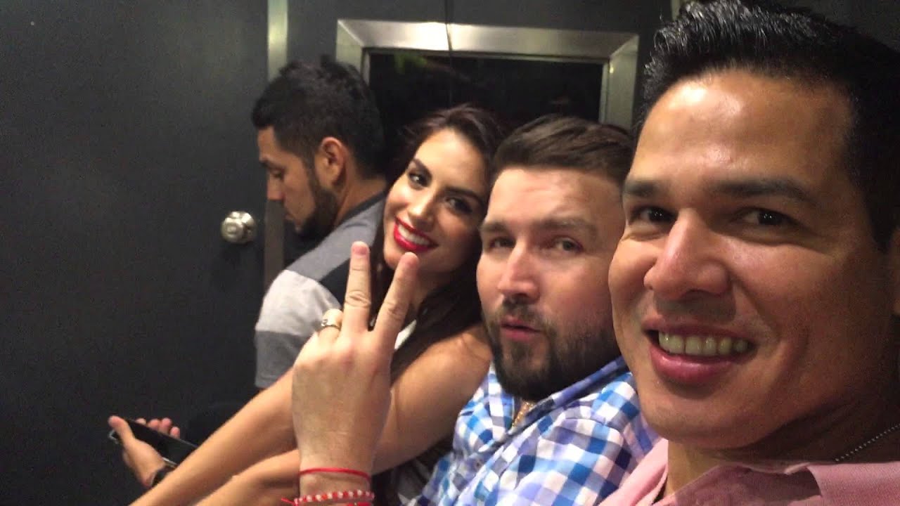 En el autobús de Banda Recodo - YouTube