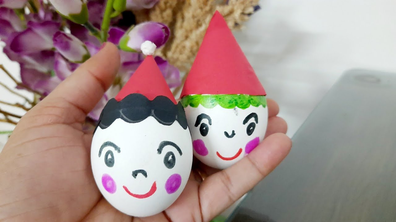 Snowman Using Egg Shells | Eggshell Craft | Christmas Decorations Ideas ...