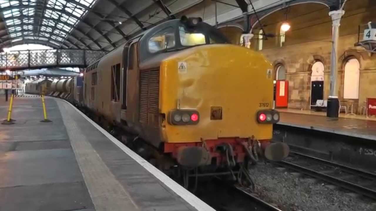 DRS Class 37s Nos 37667 & 37612 on RHTT at Newcastle Central - 3S77 ...