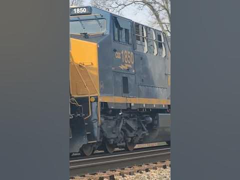 CSX 1850 Heritage Unit! - YouTube