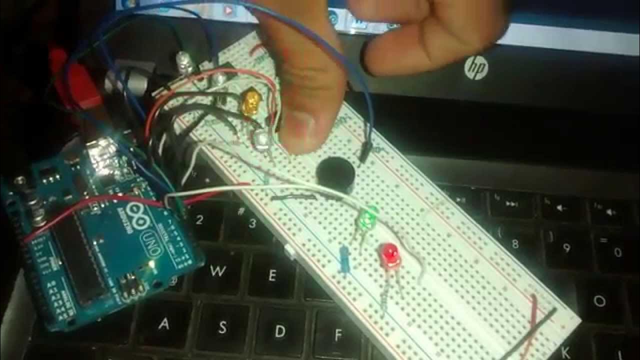 Simón Dice Arduino - YouTube