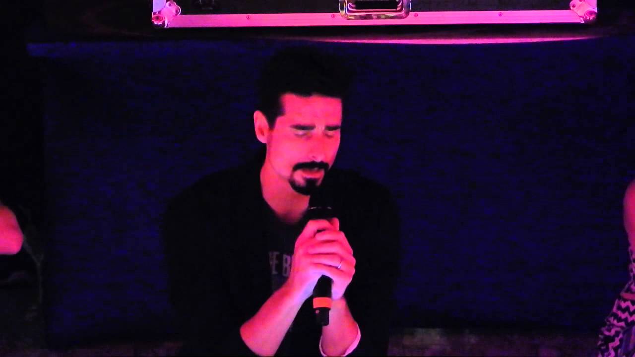 BSB Cruise 2013 - Kevin singing I Can't Make You Love Me - YouTube
