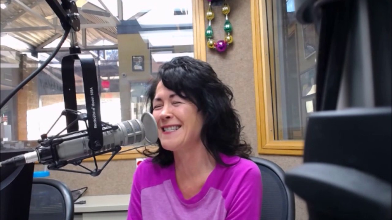 The Secret to a Long Marriage - Janet's Joke for January 31, 2018 - YouTube