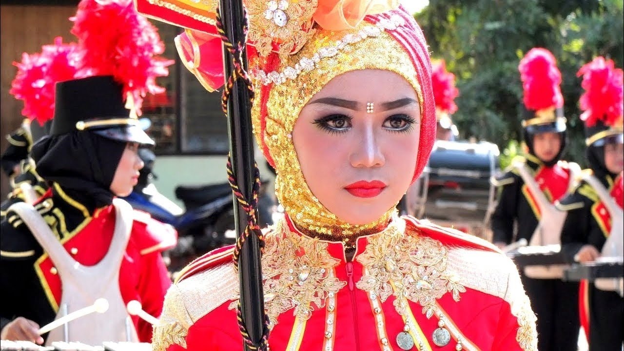 Drumband SD Mayoret Cantik - Perahu Layar Arbanda - YouTube