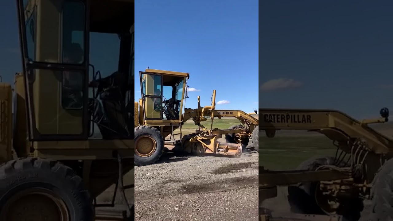 CAT 1990 140G - YouTube