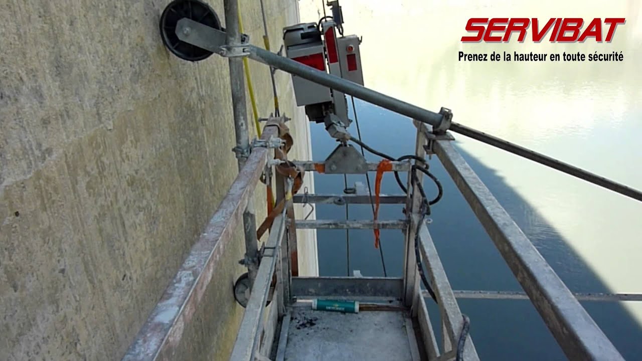Plateforme suspendue sur Barrage hydraulique - YouTube