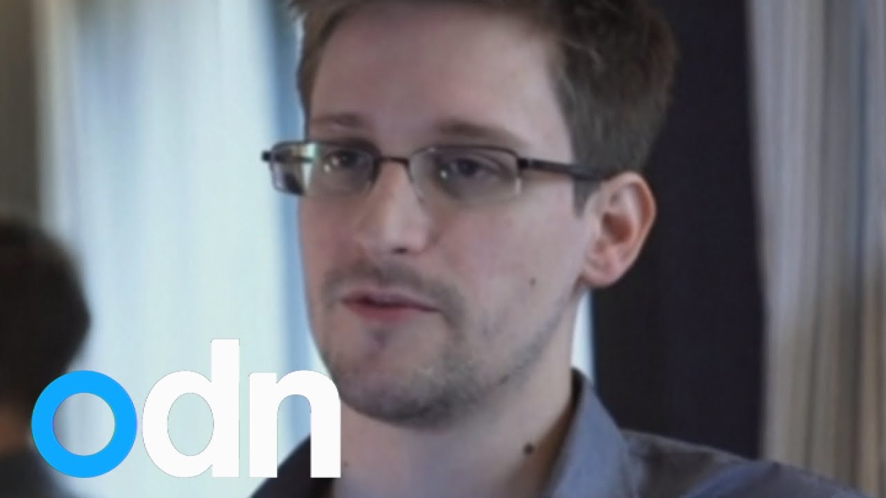 Everything you need to know about Edward Snowden in 60 seconds - YouTube