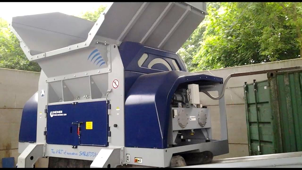 Lindner Jupiter 2200 Shredder - PVC Window Profiles - YouTube
