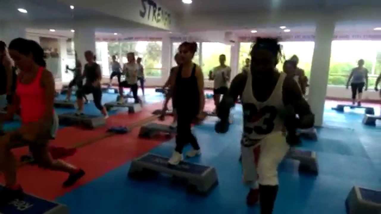 step tone @fitness2000 - YouTube