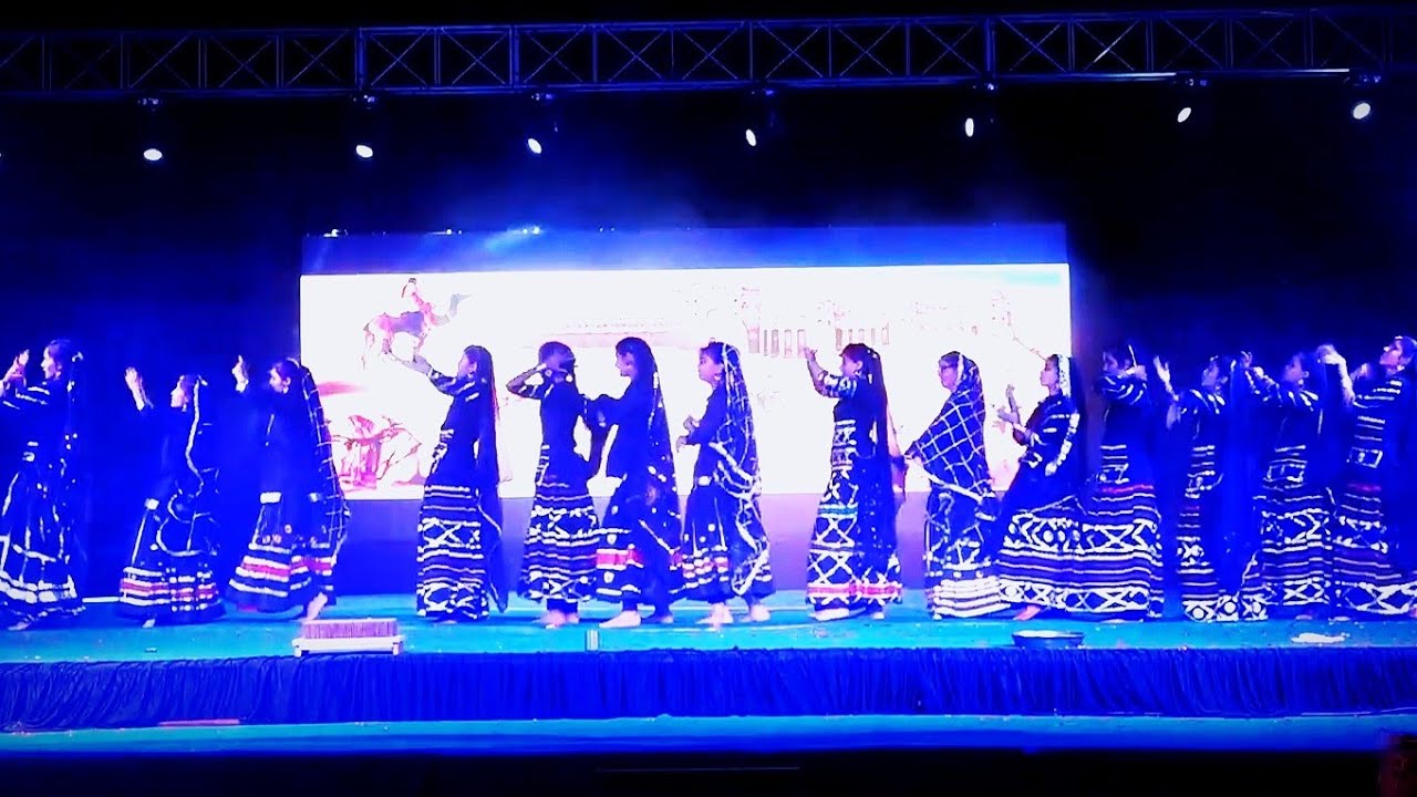 Rajasthani kalbelia dance performance - YouTube