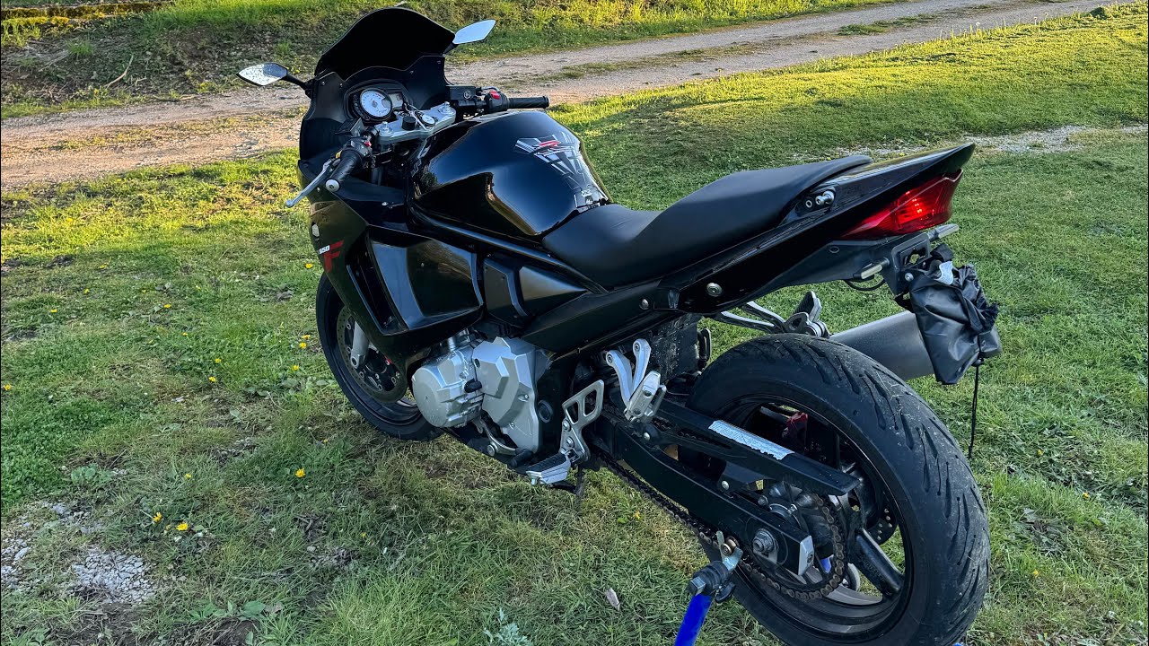 GSX-F SUZUKI — gsxf-650 4K - YouTube
