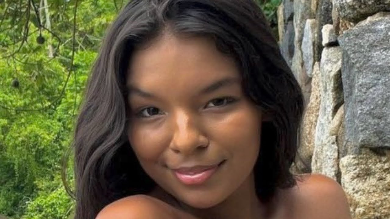 MELL MUZZILLO DE BIQUÍNI MOSTROU A SUA ENORME BELEZA EM CLIQUES ...