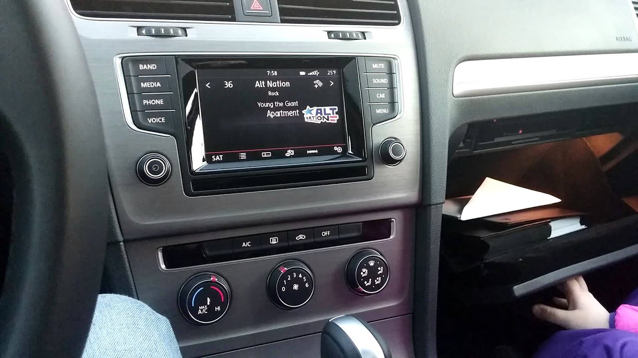 Entertained by proximity sensor in VW Golf - YouTube