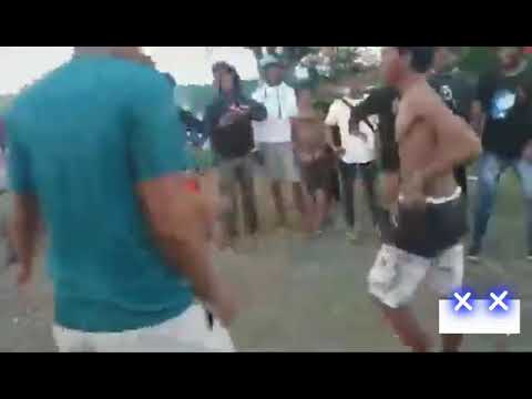 Laki laki kapala batu timika - YouTube