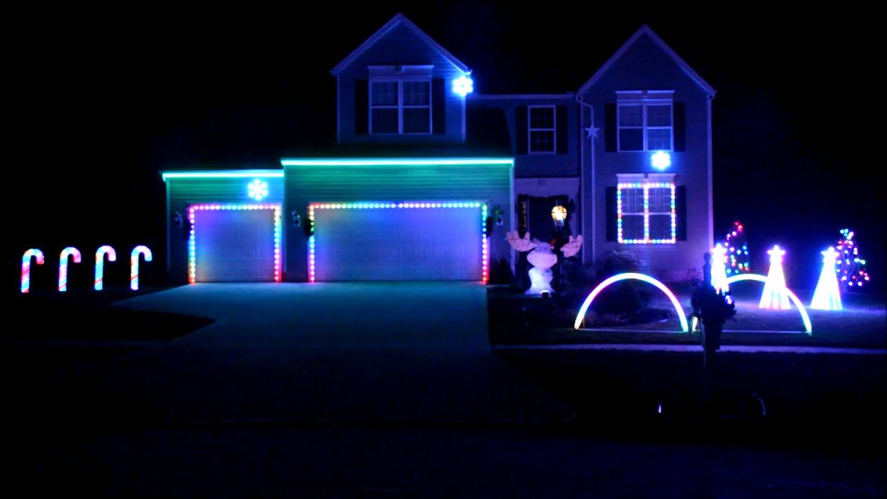2015 Christmas Light Show - Rudolph the Red Nosed Reindeer - Holiday ...