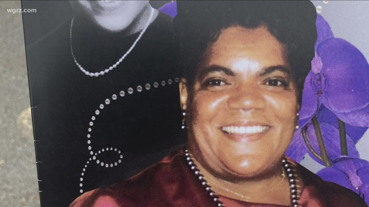 Pearl Young honored at memorial service - YouTube