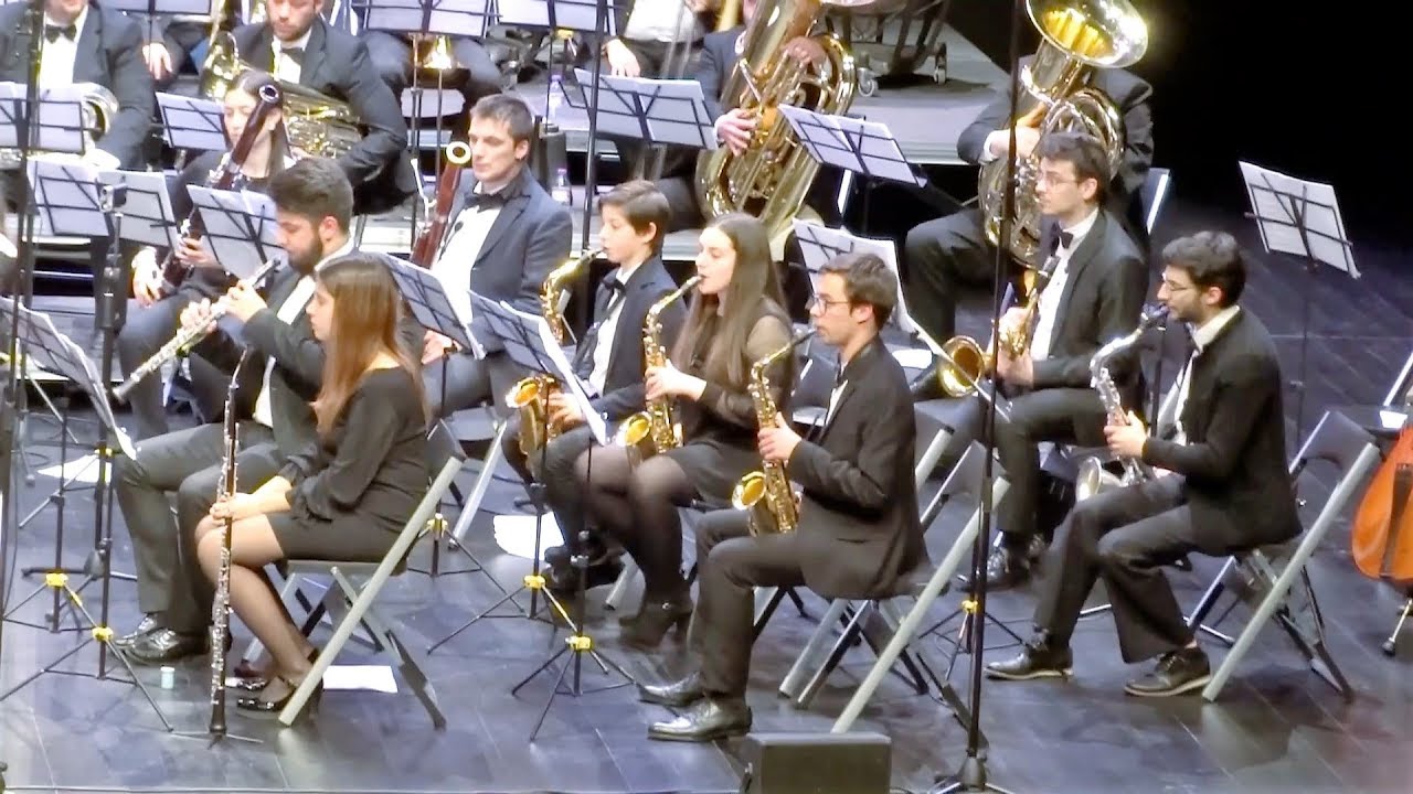 Alfred Reed - Armenian Dances (Part 1) - Conductor: Douglas Bostock ...